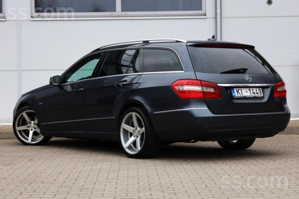 Zils Mercedes-Benz e-200 2010 Rīga, ar dzinēja tilpumu 2.20 L un nobraukumu 0 tūkst. km par 4995 €, foto 5 vietnē AUTOMOTO.COM.LV