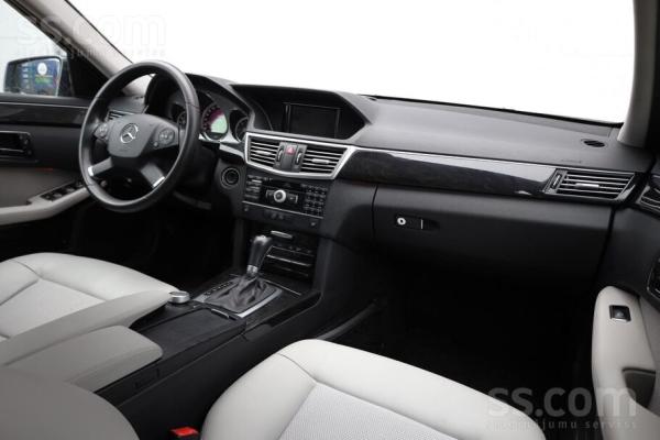 Zils Mercedes-Benz e-200 2010 Rīga, ar dzinēja tilpumu 2.20 L un nobraukumu 0 tūkst. km par 4995 €, foto 10 vietnē AUTOMOTO.COM.LV
