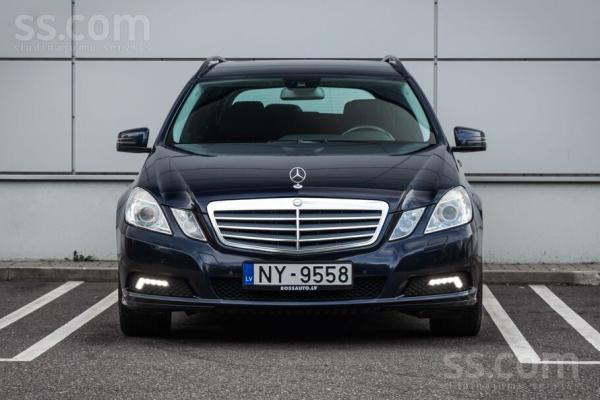 Синий Мерседес E 200 2010 в Рига, объемом двигателя 2.10 л и пробегом 0 тыс. км за 3750 €, фото 3 на AUTOMOTO.COM.LV