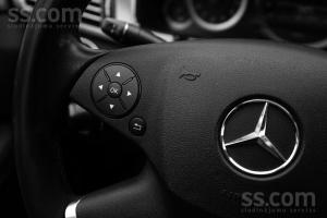 Blue Mercedes-Benz e-200 2010 in Riga, with an engine capacity of 2.10 L and mileage of 0 thousand km for 3750 €, photo 19 on AUTOMOTO.COM.LV