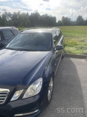 Синий Мерседес E 200 2012 в Рига, объемом двигателя 2.20 л и пробегом 398 тыс. км за 5900 €, фото 6 на AUTOMOTO.COM.LV