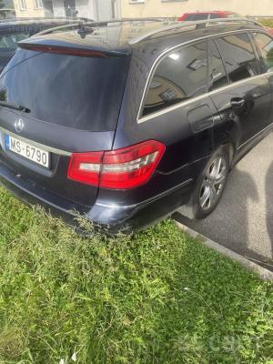 Синий Мерседес E 200 2012 в Рига, объемом двигателя 2.20 л и пробегом 398 тыс. км за 5900 €, фото 9 на AUTOMOTO.COM.LV
