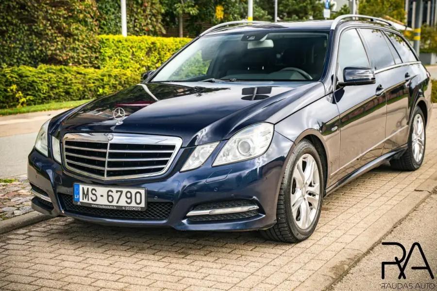Zils Mercedes-Benz e-200 2012 Rīga, ar dzinēja tilpumu 2.20 L un nobraukumu 399 tūkst. km par 5590 €, foto 1 vietnē AUTOMOTO.COM.LV