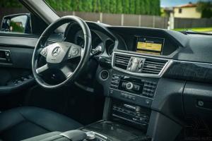 Zils Mercedes-Benz e-200 2012 Rīga, ar dzinēja tilpumu 2.20 L un nobraukumu 399 tūkst. km par 5590 €, foto 6 vietnē AUTOMOTO.COM.LV