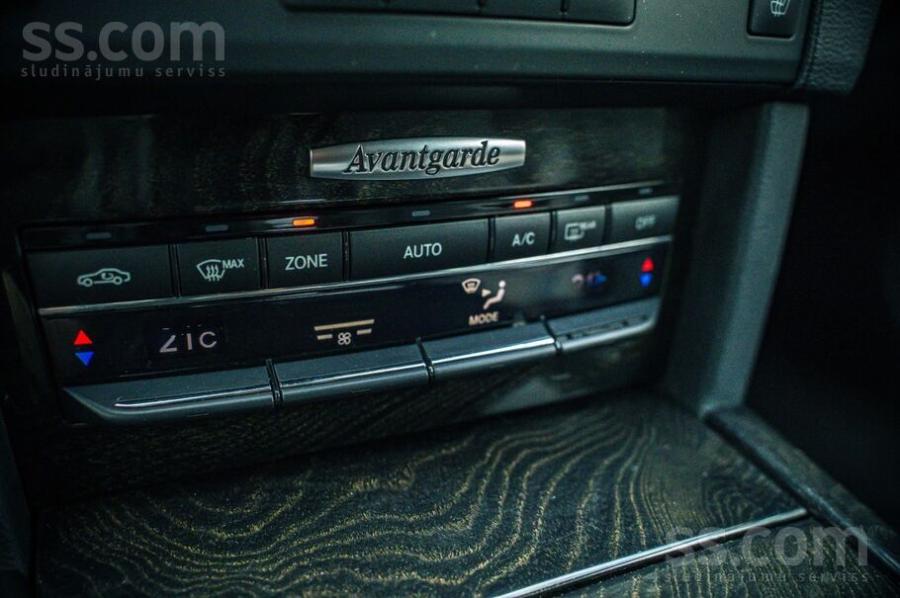 Zils Mercedes-Benz e-200 2012 Rīga, ar dzinēja tilpumu 2.20 L un nobraukumu 0 tūkst. km par 5590 €, foto 10 vietnē AUTOMOTO.COM.LV