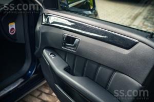 Zils Mercedes-Benz e-200 2012 Rīga, ar dzinēja tilpumu 2.20 L un nobraukumu 0 tūkst. km par 5590 €, foto 15 vietnē AUTOMOTO.COM.LV