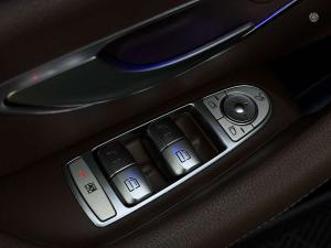 Синий Мерседес E 200 2018 в Вильнюс, объемом двигателя 1.95 л и пробегом 172 тыс. км за 18500 €, фото 21 на AUTOMOTO.COM.LV