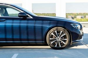 Zils Mercedes-Benz e-200 2020 Viļņa, ar dzinēja tilpumu 2.00 L un nobraukumu 166 tūkst. km par 23500 €, foto 16 vietnē AUTOMOTO.COM.LV