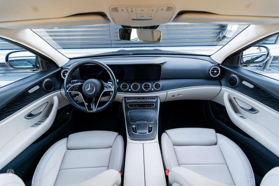 Zils Mercedes-Benz e-200 2020 Viļņa, ar dzinēja tilpumu 2.00 L un nobraukumu 166 tūkst. km par 23500 €, foto 29 vietnē AUTOMOTO.COM.LV