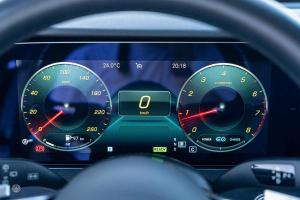 Zils Mercedes-Benz e-200 2020 Viļņa, ar dzinēja tilpumu 2.00 L un nobraukumu 166 tūkst. km par 23500 €, foto 47 vietnē AUTOMOTO.COM.LV