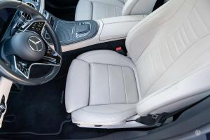 Blue Mercedes-Benz e-200 2020 in Vilnius, with an engine capacity of 2.00 L and mileage of 166 thousand km for 23600 €, photo 32 on AUTOMOTO.COM.LV