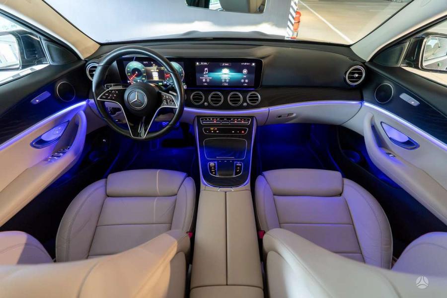 Blue Mercedes-Benz e-200 2020 in Vilnius, with an engine capacity of 2.00 L and mileage of 166 thousand km for 23600 €, photo 39 on AUTOMOTO.COM.LV