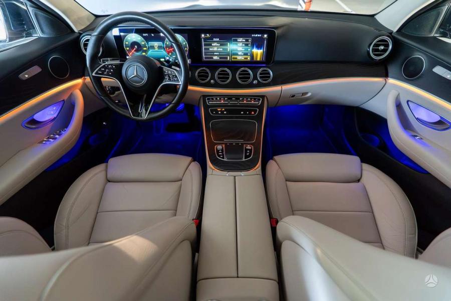 Blue Mercedes-Benz e-200 2020 in Vilnius, with an engine capacity of 2.00 L and mileage of 166 thousand km for 23600 €, photo 41 on AUTOMOTO.COM.LV