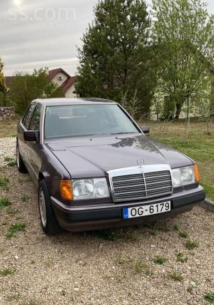 Brūns Mercedes-Benz e-200 1990 Rīga, ar dzinēja tilpumu 2.00 L un nobraukumu 288 tūkst. km par 5929 €, foto 3 vietnē AUTOMOTO.COM.LV
