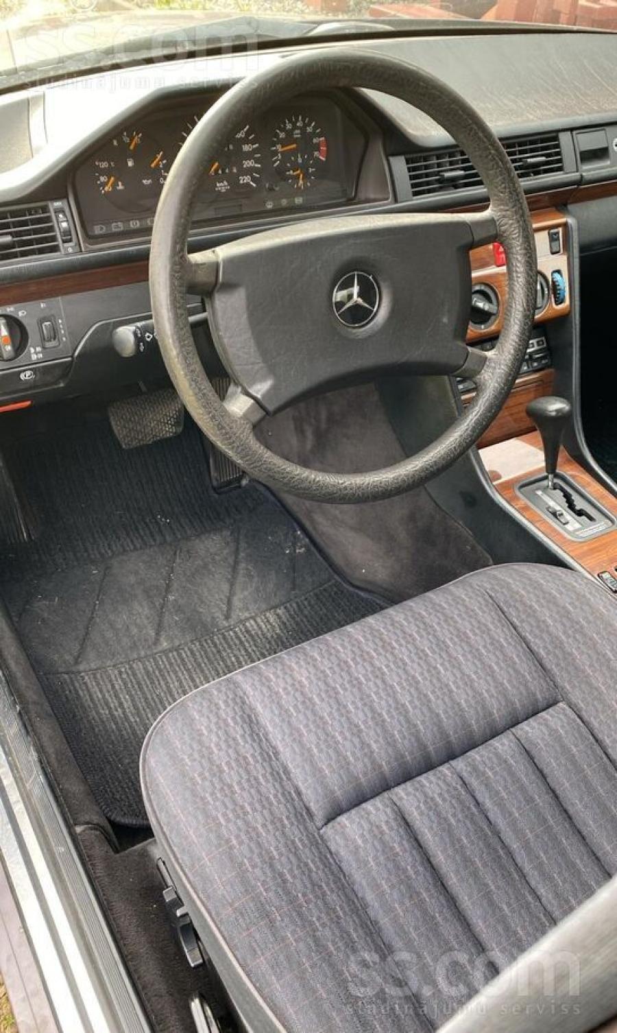 Brūns Mercedes-Benz e-200 1990 Rīga, ar dzinēja tilpumu 2.00 L un nobraukumu 288 tūkst. km par 5929 €, foto 5 vietnē AUTOMOTO.COM.LV