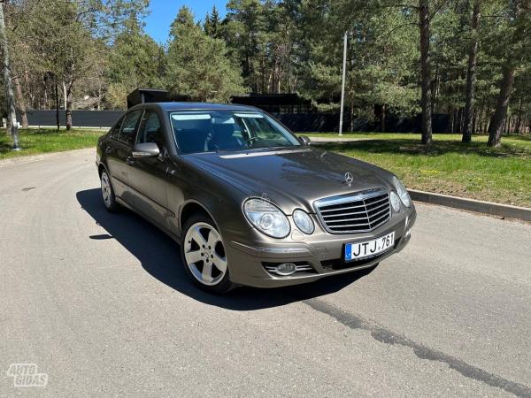 Коричневый Мерседес E 200 2008 в Каунас, объемом двигателя 2.10 л и пробегом 280 тыс. км за 5000 €, фото 1 на AUTOMOTO.COM.LV