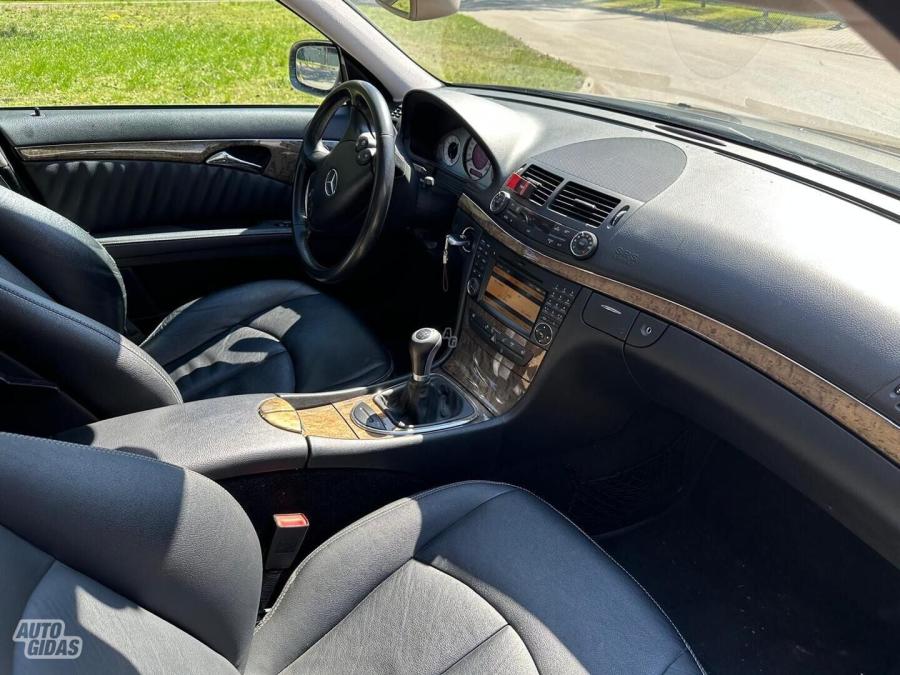 Brūns Mercedes-Benz e-200 2008 Kauņa, ar dzinēja tilpumu 2.10 L un nobraukumu 280 tūkst. km par 5000 €, foto 12 vietnē AUTOMOTO.COM.LV