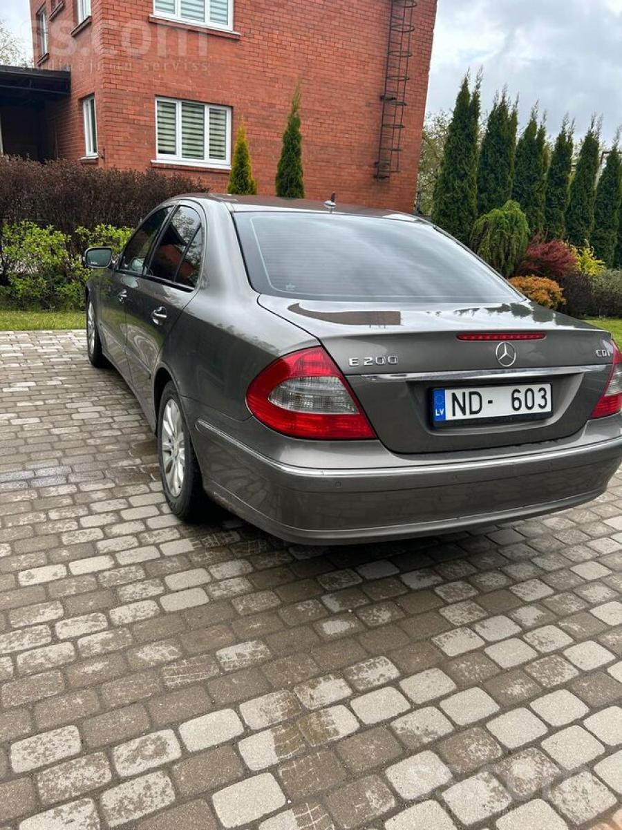 Brūns Mercedes-Benz e-200 2008 Ogre, ar dzinēja tilpumu 2.20 L un nobraukumu 299 tūkst. km par 3999 €, foto 3 vietnē AUTOMOTO.COM.LV