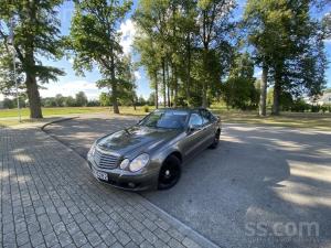 Коричневый Мерседес E 200 2009 в Рига, объемом двигателя 2.20 л и пробегом 281 тыс. км за 3600 €, фото 3 на AUTOMOTO.COM.LV