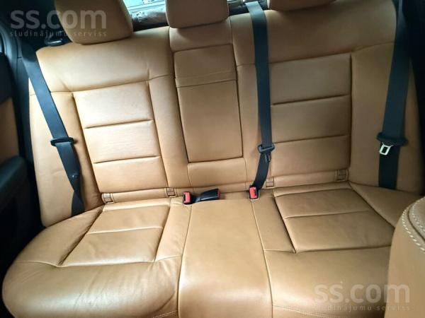 Brown Mercedes-Benz e-200 2011 in Riga, with an engine capacity of 2.10 L and mileage of 180 thousand km for 7300 €, photo 10 on AUTOMOTO.COM.LV