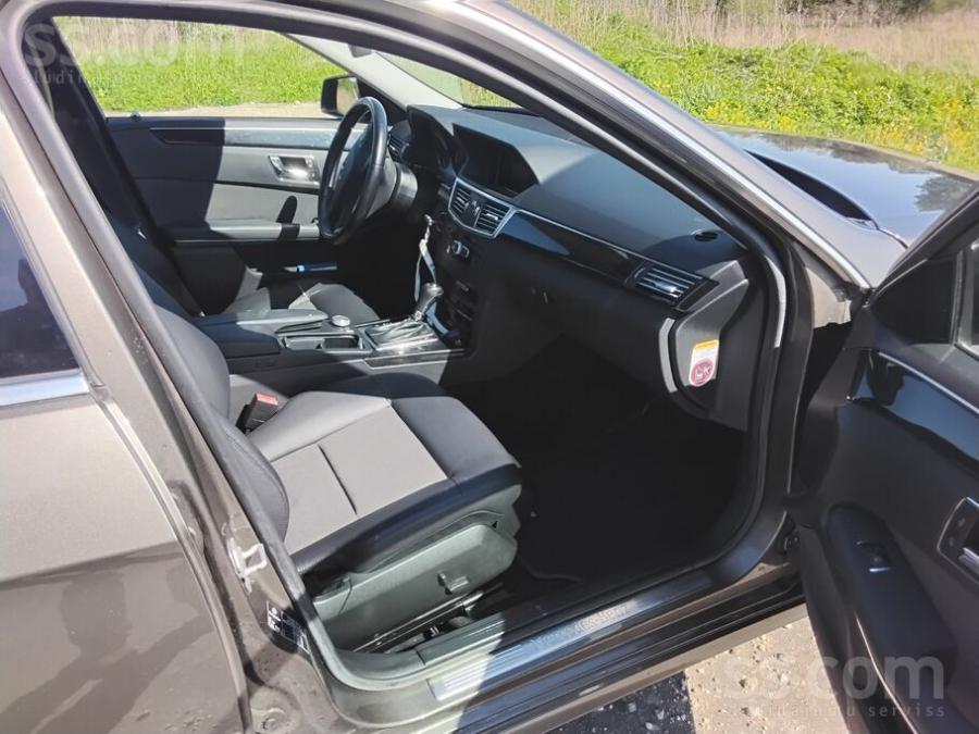 Brūns Mercedes-Benz e-200 2011 Rīga, ar dzinēja tilpumu 2.20 L un nobraukumu 271 tūkst. km par 7250 €, foto 12 vietnē AUTOMOTO.COM.LV