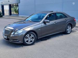 Коричневый Мерседес E 200 2011 в Вильнюс, объемом двигателя 2.20 л и пробегом 400 тыс. км за 4650 €, фото 13 на AUTOMOTO.COM.LV