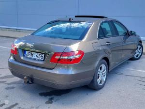 Brūns Mercedes-Benz e-200 2011 Viļņa, ar dzinēja tilpumu 2.20 L un nobraukumu 400 tūkst. km par 4650 €, foto 8 vietnē AUTOMOTO.COM.LV