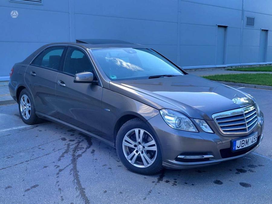 Brūns Mercedes-Benz e-200 2011 Viļņa, ar dzinēja tilpumu 2.20 L un nobraukumu 400 tūkst. km par 4650 €, foto 15 vietnē AUTOMOTO.COM.LV