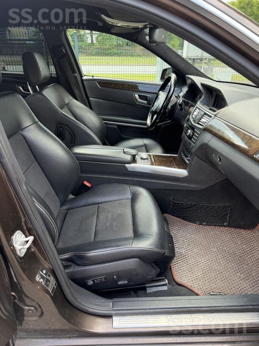 Brown Mercedes-Benz e-200 2012 in Riga, with an engine capacity of 2.20 L and mileage of 229 thousand km for 4800 €, photo 7 on AUTOMOTO.COM.LV