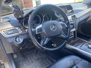 Brūns Mercedes-Benz e-200 2013 Liepāja, ar dzinēja tilpumu 2.20 L un nobraukumu 369 tūkst. km par 7200 €, foto 5 vietnē AUTOMOTO.COM.LV