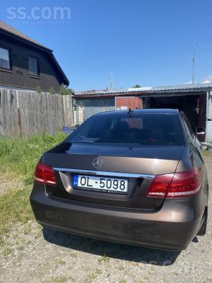 Brūns Mercedes-Benz e-200 2013 Liepāja, ar dzinēja tilpumu 2.20 L un nobraukumu 369 tūkst. km par 7200 €, foto 8 vietnē AUTOMOTO.COM.LV