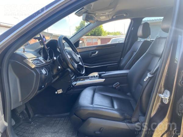 Brown Mercedes-Benz e-200 2013 in Liepaja, with an engine capacity of 2.20 L and mileage of 369 thousand km for 7200 €, photo 9 on AUTOMOTO.COM.LV