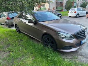 Коричневый Мерседес E 200 2014 в Рига, объемом двигателя 2.00 л и пробегом 350 тыс. км за 6300 €, фото 5 на AUTOMOTO.COM.LV