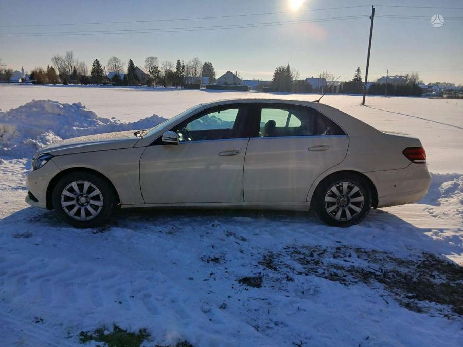 Brown Mercedes-Benz e-200 2015 in Raseiniai, with an engine capacity of 2.14 L and mileage of 489 thousand km for 3100 €, photo 6 on AUTOMOTO.COM.LV