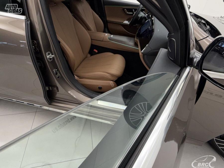 Коричневый Мерседес E 200 2025 в Авиженяй, объемом двигателя 2.00 л и пробегом 42 тыс. км за 60900 €, фото 11 на AUTOMOTO.COM.LV