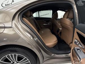 Коричневый Мерседес E 200 2025 в Авиженяй, объемом двигателя 2.00 л и пробегом 42 тыс. км за 60900 €, фото 14 на AUTOMOTO.COM.LV