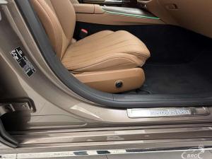 Brown Mercedes-Benz e-200 2025 in Vilnius, with an engine capacity of 1.99 L and mileage of 42 thousand km for 57000 €, photo 8 on AUTOMOTO.COM.LV