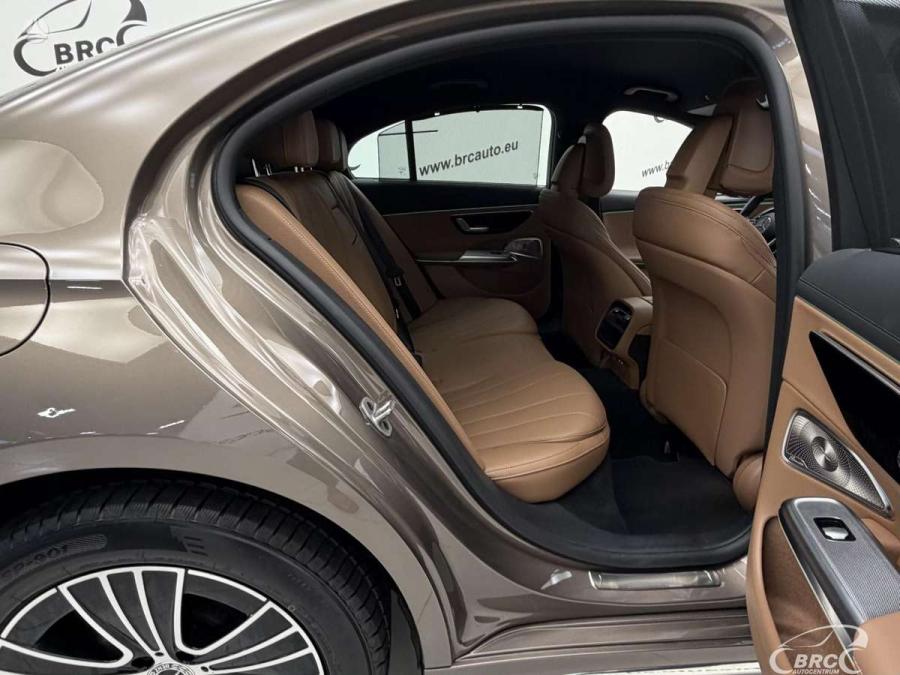Brown Mercedes-Benz e-200 2025 in Vilnius, with an engine capacity of 1.99 L and mileage of 42 thousand km for 57000 €, photo 15 on AUTOMOTO.COM.LV