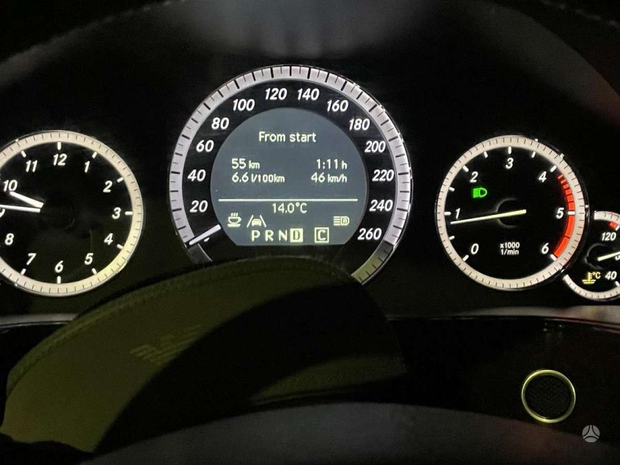 Коричневый Мерседес E 200 2010 в Клайпеда, объемом двигателя 2.14 л и пробегом 400 тыс. км за 6200 €, фото 3 на AUTOMOTO.COM.LV