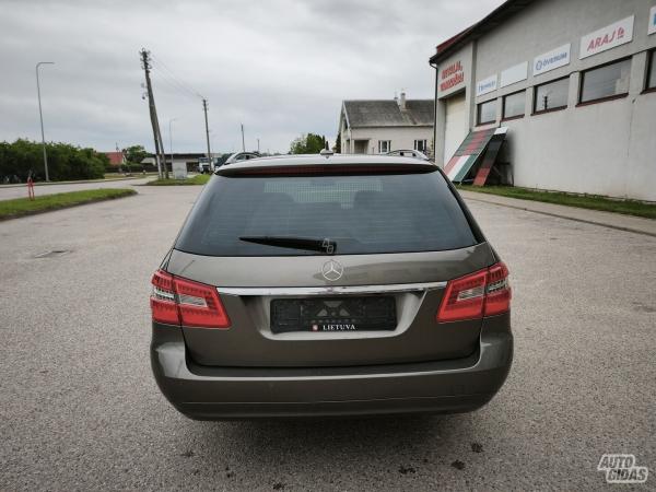 Brown Mercedes-Benz e-200 2011 in Jurbarkas, with an engine capacity of 2.10 L and mileage of 271 thousand km for 4850 €, photo 6 on AUTOMOTO.COM.LV