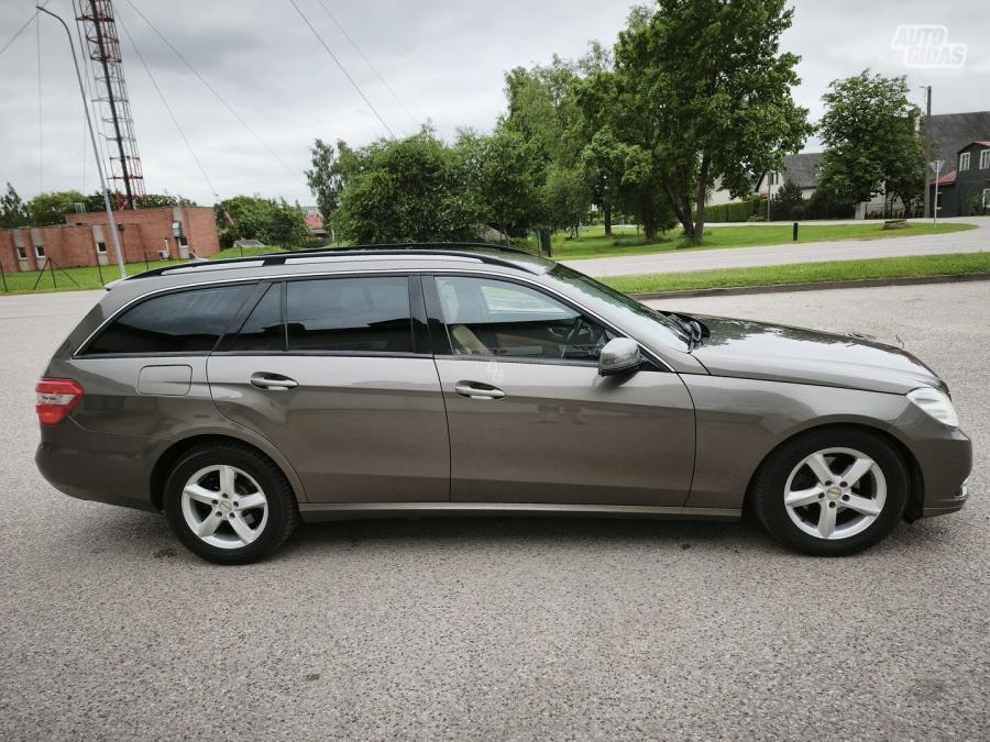 Brūns Mercedes-Benz e-200 2011 Jurbarkas, ar dzinēja tilpumu 2.10 L un nobraukumu 271 tūkst. km par 4850 €, foto 8 vietnē AUTOMOTO.COM.LV