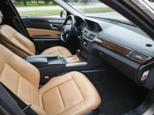 Brūns Mercedes-Benz e-200 2011 Jurbarkas, ar dzinēja tilpumu 2.10 L un nobraukumu 271 tūkst. km par 4850 €, foto 13 vietnē AUTOMOTO.COM.LV
