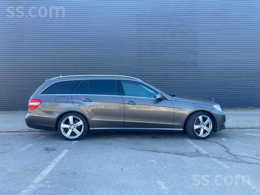 Brūns Mercedes-Benz e-200 2011 Rīga, ar dzinēja tilpumu 1.80 L un nobraukumu 299 tūkst. km par 7550 €, foto 4 vietnē AUTOMOTO.COM.LV