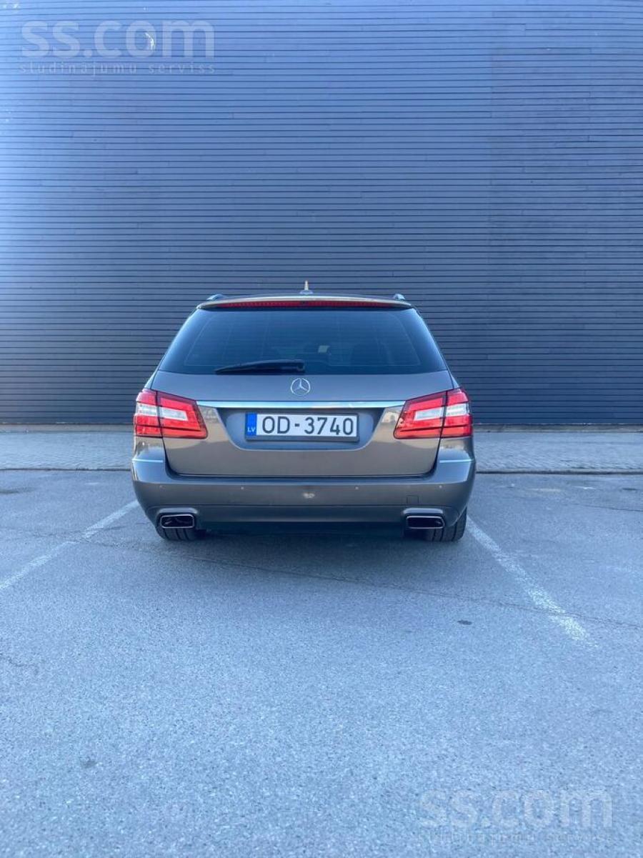 Brūns Mercedes-Benz e-200 2011 Rīga, ar dzinēja tilpumu 1.80 L un nobraukumu 299 tūkst. km par 7550 €, foto 5 vietnē AUTOMOTO.COM.LV