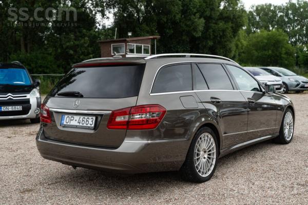 Brown Mercedes-Benz e-200 2011 in Liepaja, with an engine capacity of 2.20 L and mileage of 258 thousand km for 7700 €, photo 5 on AUTOMOTO.COM.LV