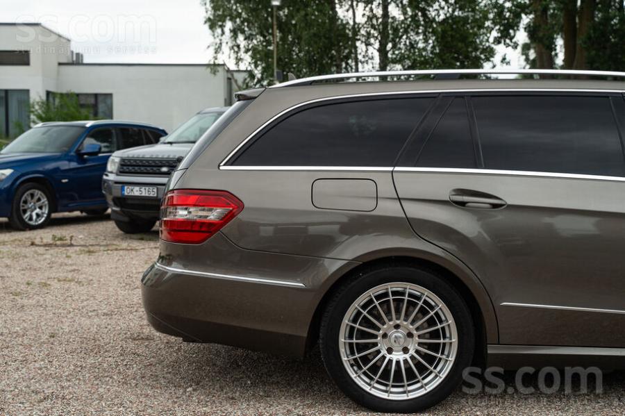 Brūns Mercedes-Benz e-200 2011 Liepāja, ar dzinēja tilpumu 2.20 L un nobraukumu 258 tūkst. km par 7700 €, foto 11 vietnē AUTOMOTO.COM.LV