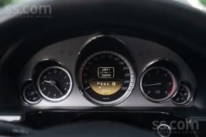 Brūns Mercedes-Benz e-200 2011 Liepāja, ar dzinēja tilpumu 2.20 L un nobraukumu 258 tūkst. km par 7700 €, foto 17 vietnē AUTOMOTO.COM.LV