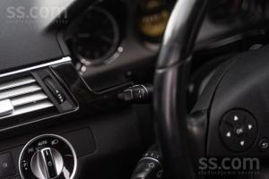 Brūns Mercedes-Benz e-200 2011 Liepāja, ar dzinēja tilpumu 2.20 L un nobraukumu 258 tūkst. km par 7700 €, foto 24 vietnē AUTOMOTO.COM.LV