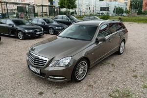 Brūns Mercedes-Benz e-200 2011 Liepāja, ar dzinēja tilpumu 2.20 L un nobraukumu 258 tūkst. km par 7700 €, foto  vietnē AUTOMOTO.COM.LV