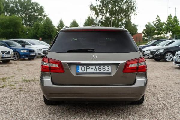 Brūns Mercedes-Benz e-200 2011 Liepāja, ar dzinēja tilpumu 2.20 L un nobraukumu 258 tūkst. km par 7700 €, foto 6 vietnē AUTOMOTO.COM.LV